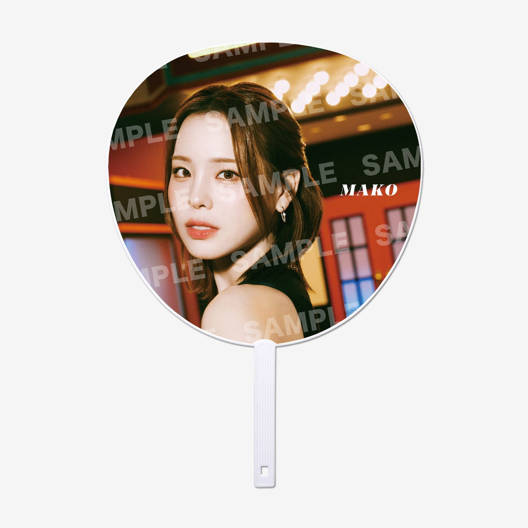 NiziU Live with U 2026 “NEW EvoNUtion” OFFICIAL GOODS – JYP JAPAN ...