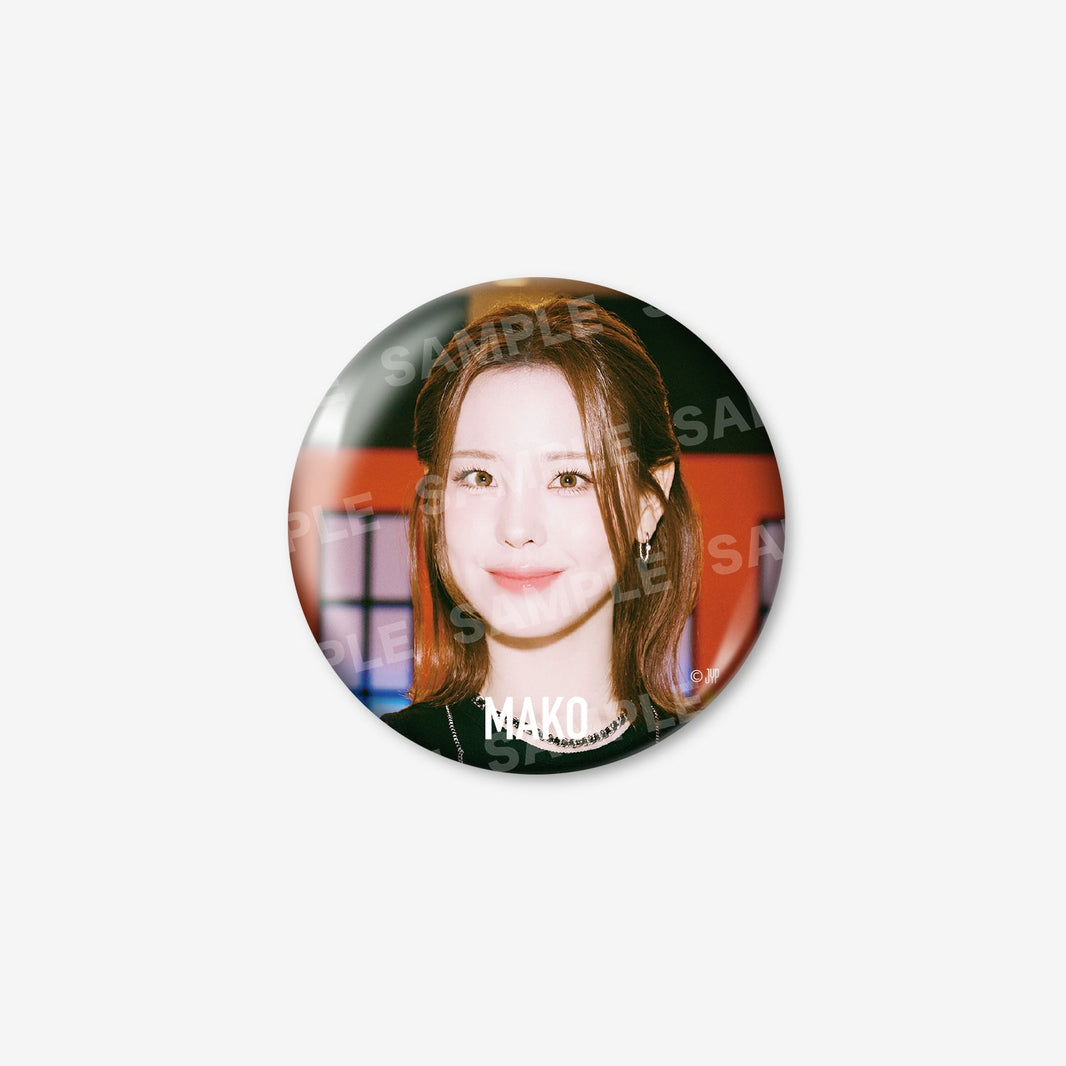 NiziU Live with U 2026 “NEW EvoNUtion” OFFICIAL GOODS – JYP JAPAN ...
